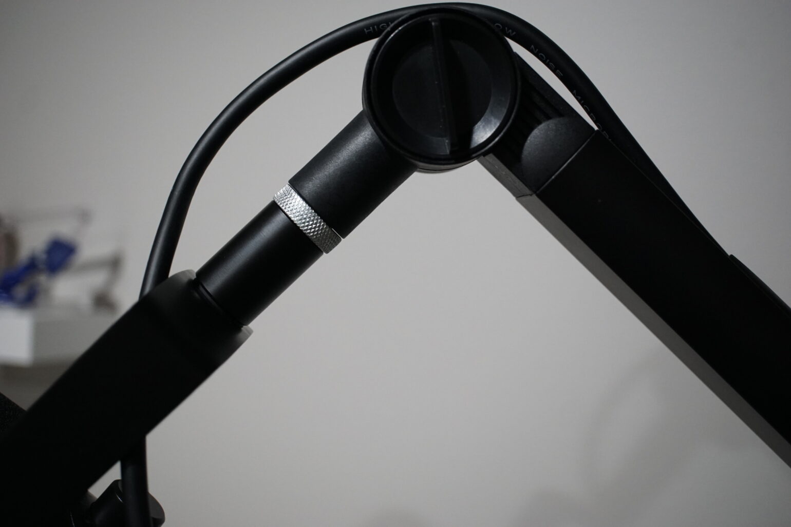 Maono BA90 Microphone Boom Arm Stand Review » Infinite Start