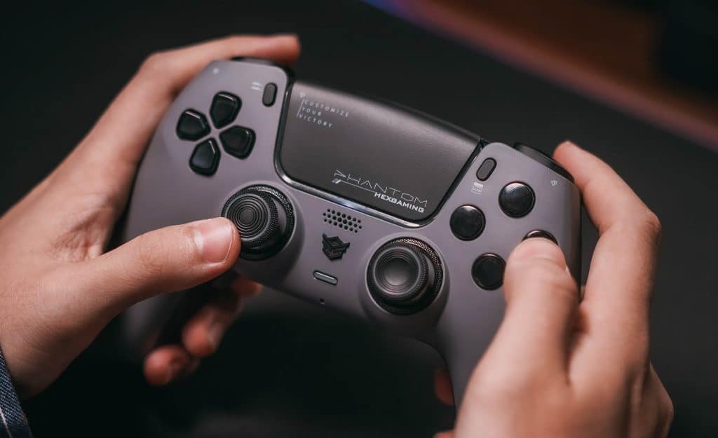 HEXGAMING Officially Launches Phantom Pro Controller; New Joystick ...